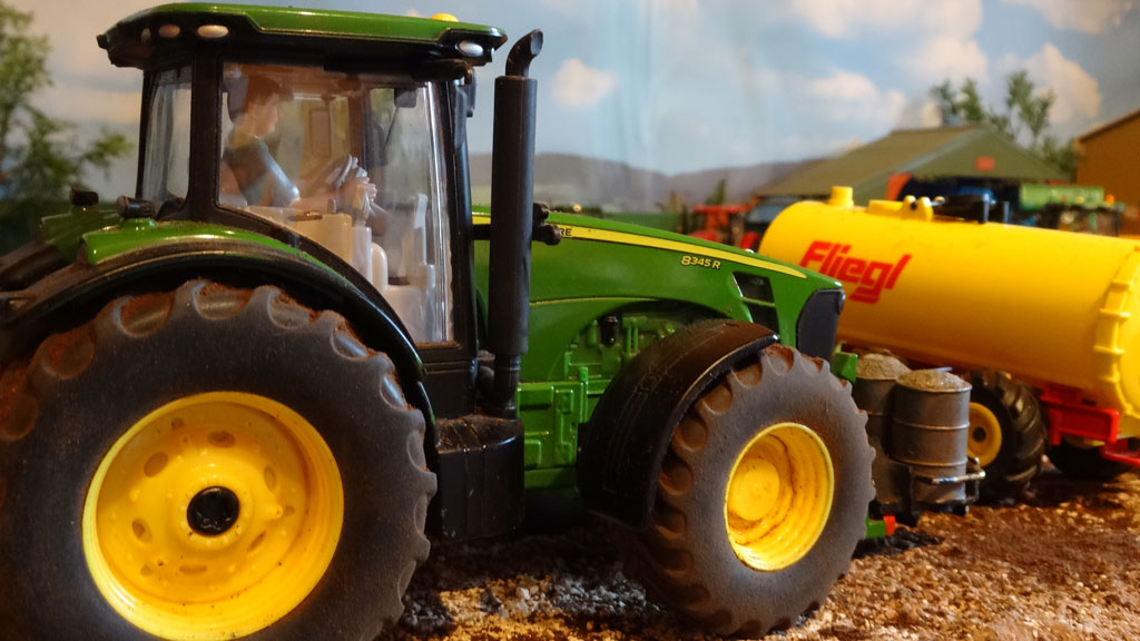 „In Action“ – 2015 – Modell-Trecker-Tuning.de